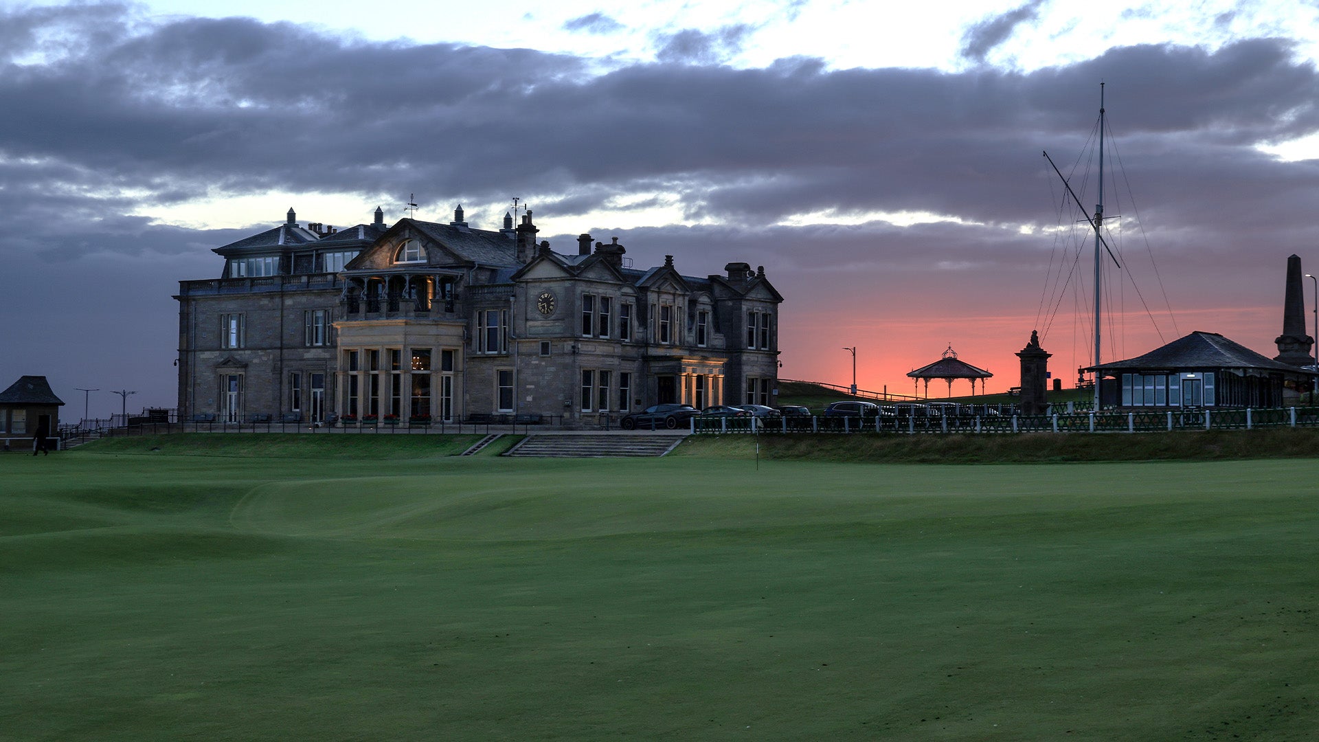 The Royal and Ancient Golf Club reopens historic clubhouse